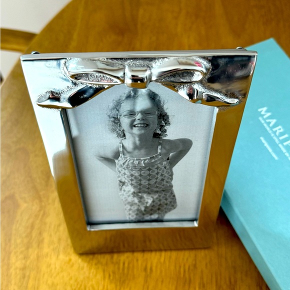 Mariposa | Other | New In Box Mariposa Bow Ribbon Picture Frame ...